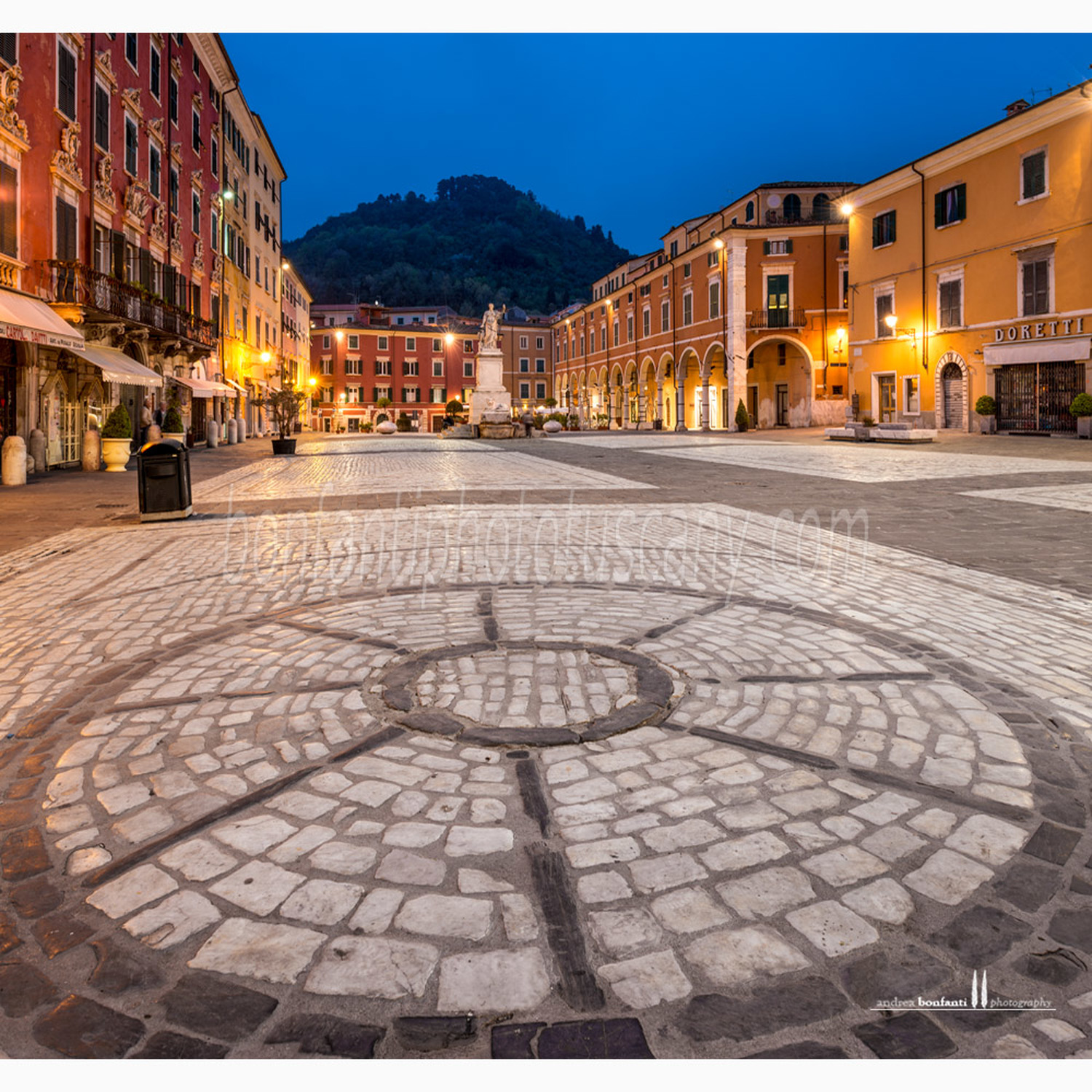 progetto fotografico palcoscenico piazza di Andrea Bonfanti